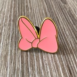 Disney | Other | Minnie Mouse Bow Disney Pin | Poshmark